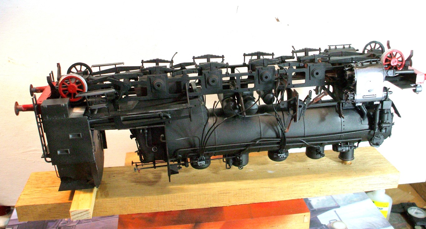 Model Building: BR 86 LOCOMOTIVE from TRUMPETER 1/35 scale