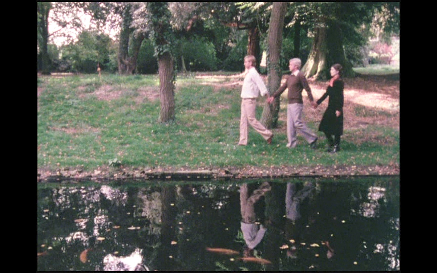 Cathode Ray Tube: GHOST STORIES: The Signalman, Stigma & The Ice House ...