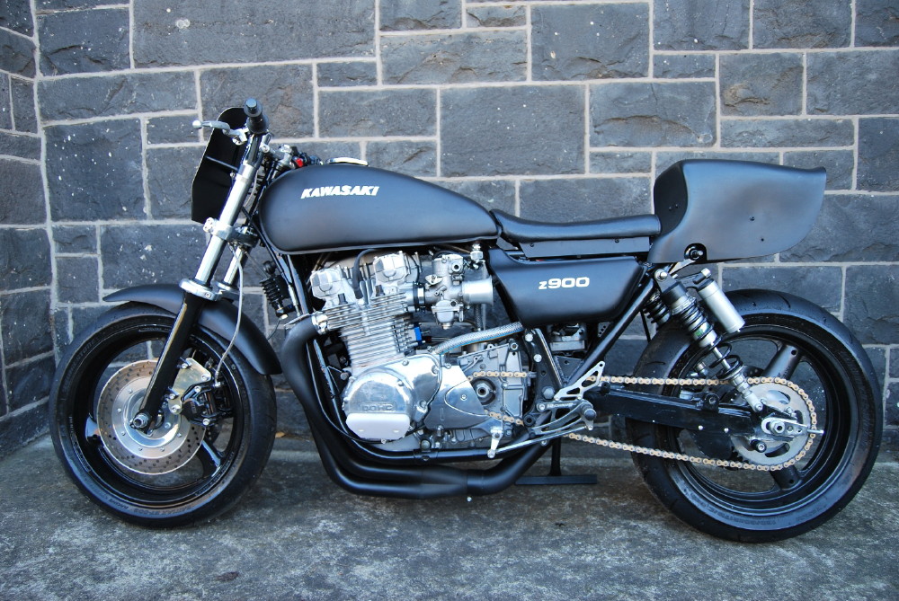 Mercenary Garage : Matte Black Z900 Racer