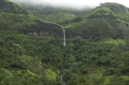 Best Tourist Places: Tamhini Ghat on Monsoon