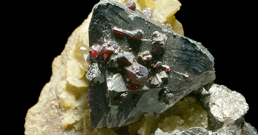 Pirargirita de las minas de plata de Hiendelaencina, Guadalajara MTI Blog