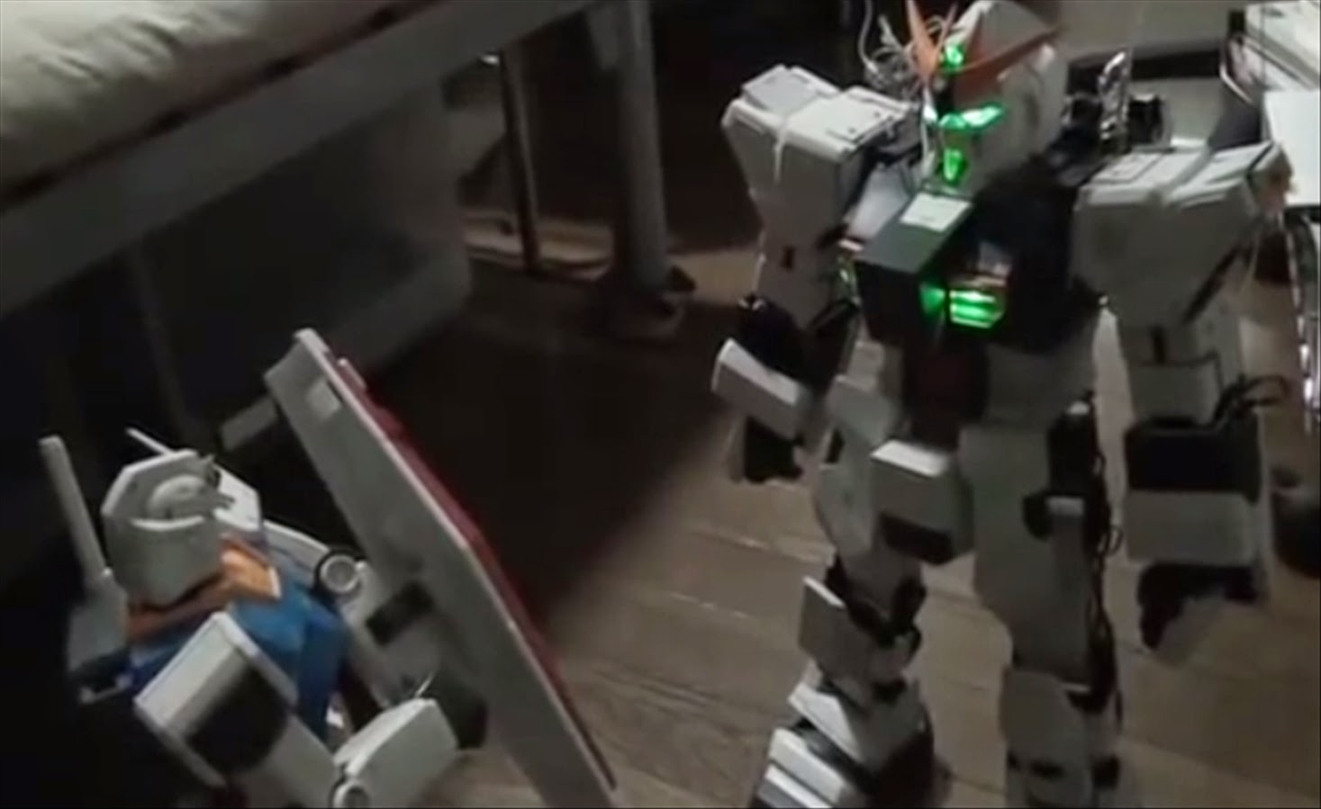 Amazing nu Gundam Robot - Kondo KHR-3HV hobby robot kit Custom Build