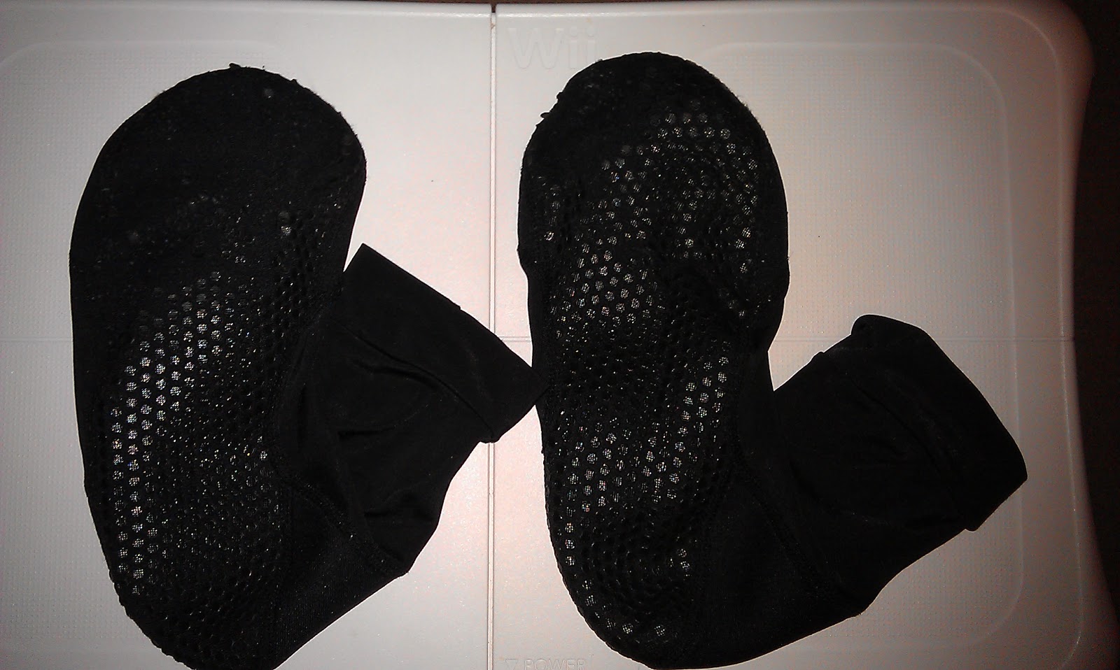 Fighting at Forty: 4q2 Fightwear Fight Socks - A Review