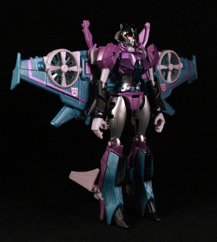 She's Fantastic: Transformers Legends - SLIPSTREAM!