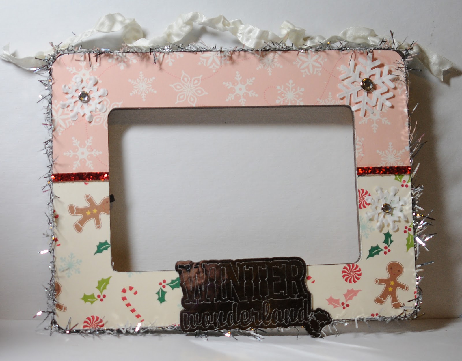 Amy Corbin: Christmas frames with Chomas Creations engraving tip