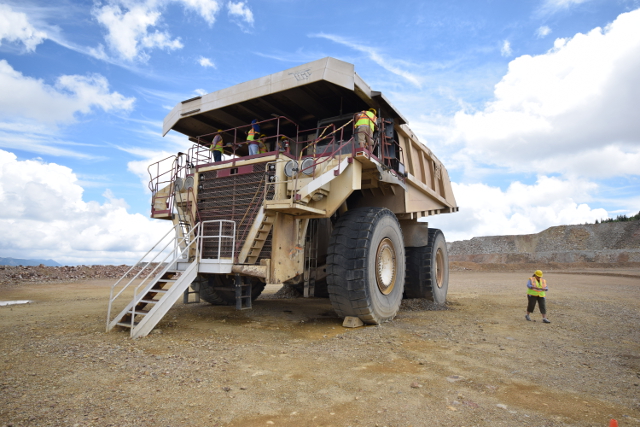 Al's Photography Blog: Pit Mine Hauler
