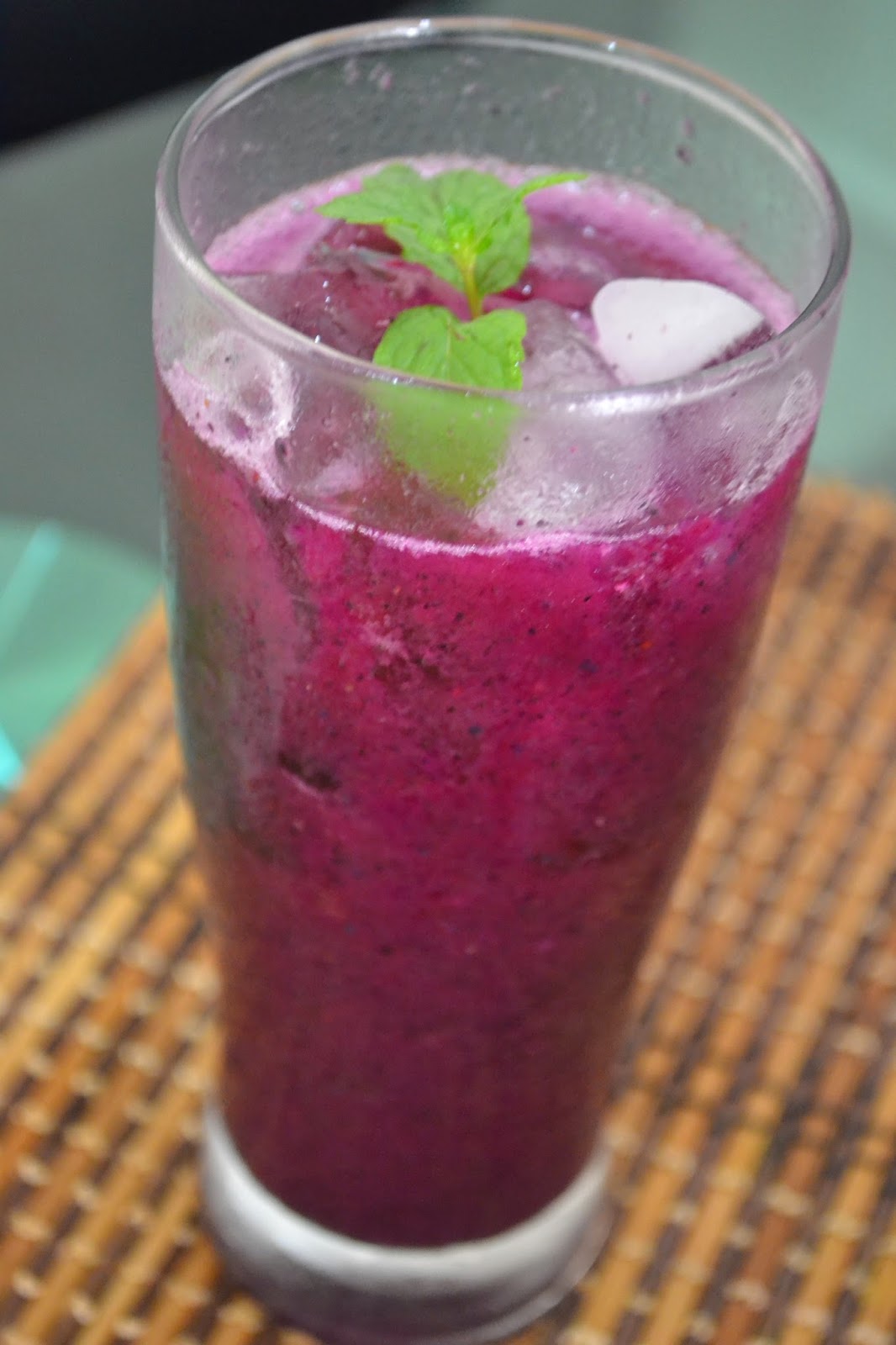SriRasa BiDara: DRAGON FRUIT SODA
