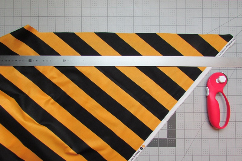 Create Kids Couture: How to Make Fabric Stripes Turn Diagonal