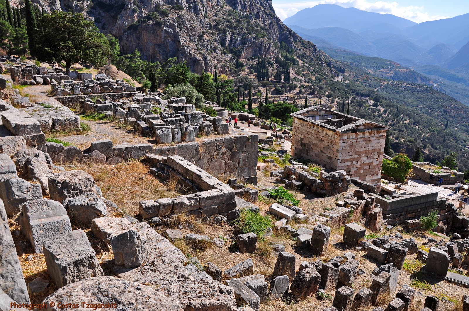 Nature Digital : At Delphi, Greece. Στο ιερό των Δελφών..!