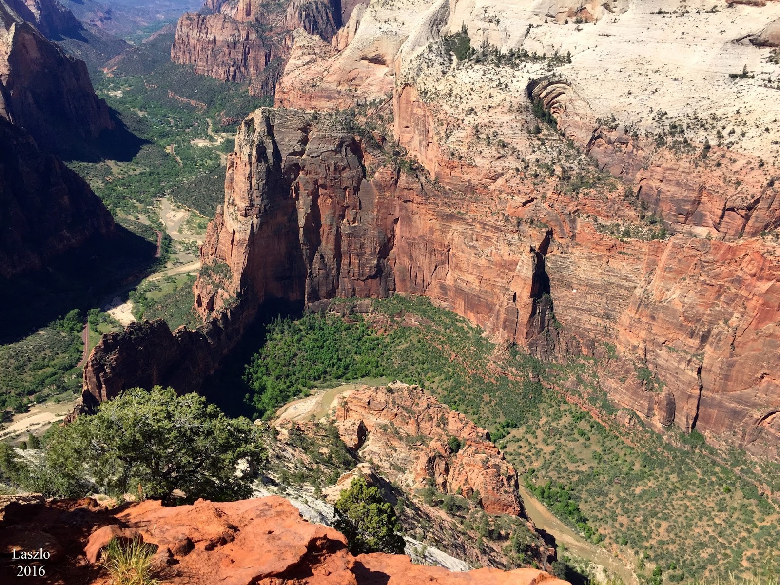 Around the Bend Friends ®: Observation Point - Zion National Park - 5/12/16