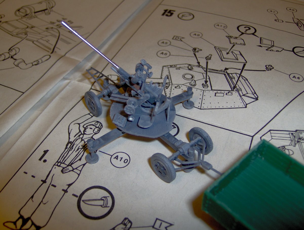 Gulumik Military Models: Zis-5 with 61-K AA Gun 1/72 PST