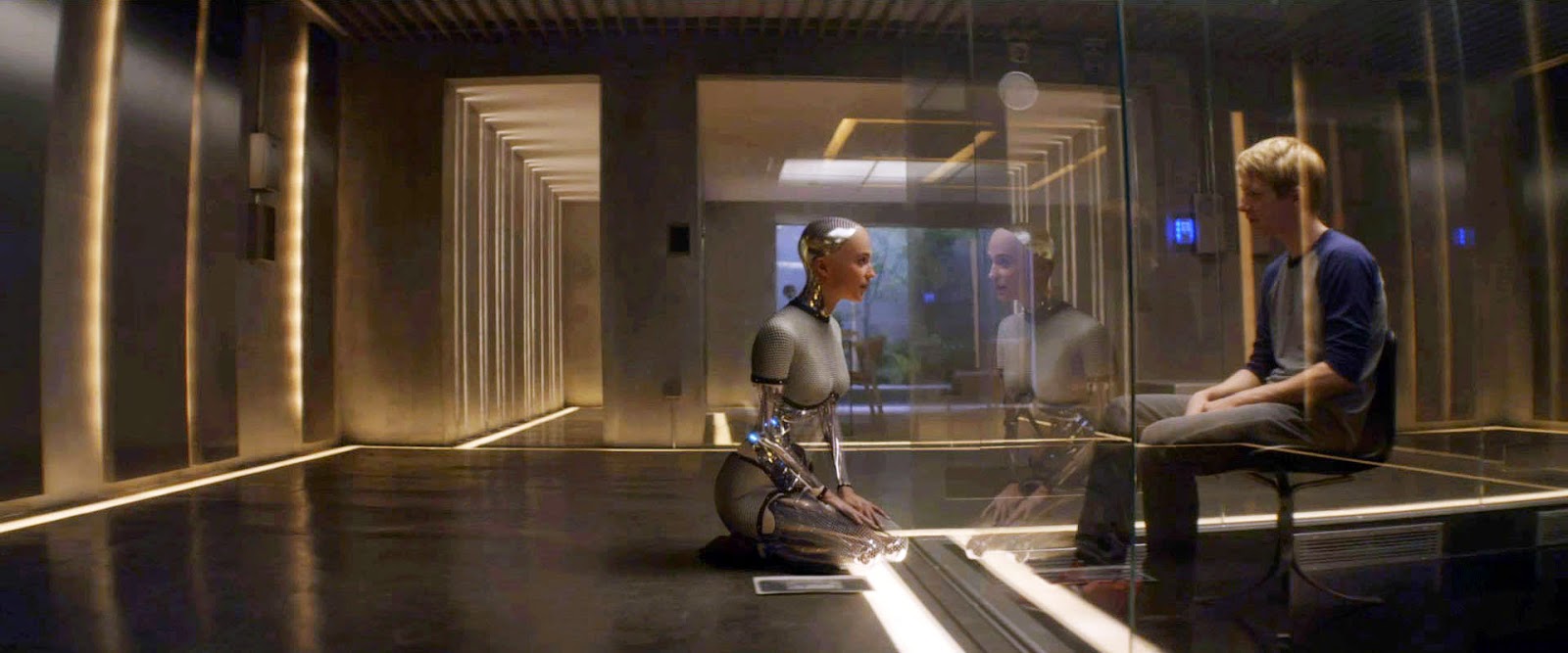 Movie Review: Ex Machina (2015)