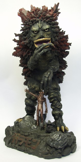 Garamania: The X-Plus "Big Garamon" statue...