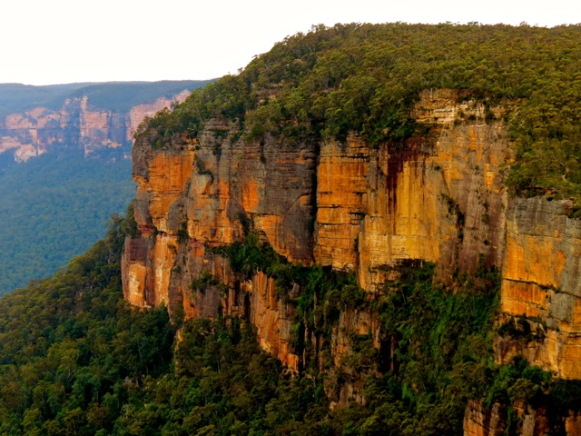 Worrall Travel R's: We are in Sydney via Blue Mountains and Canberra