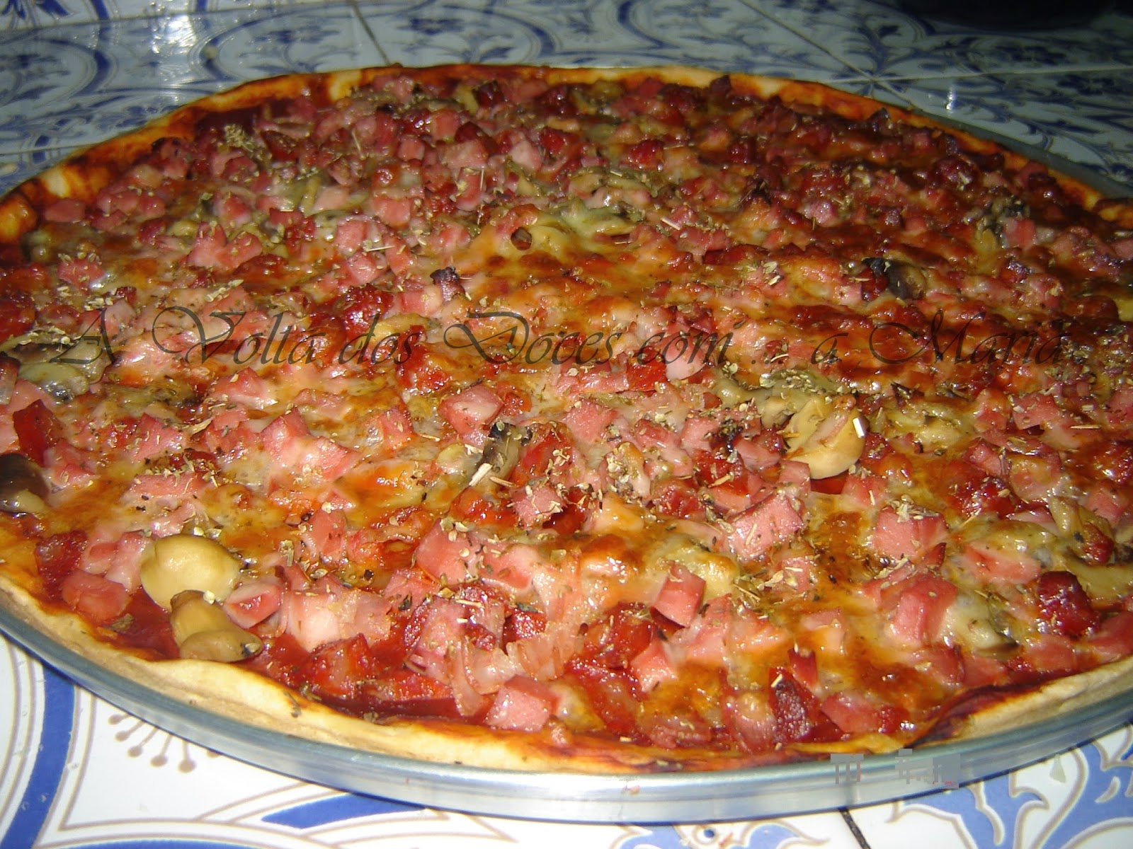Pizza à moda da mãe | À Volta dos Doces ... Com a Maria