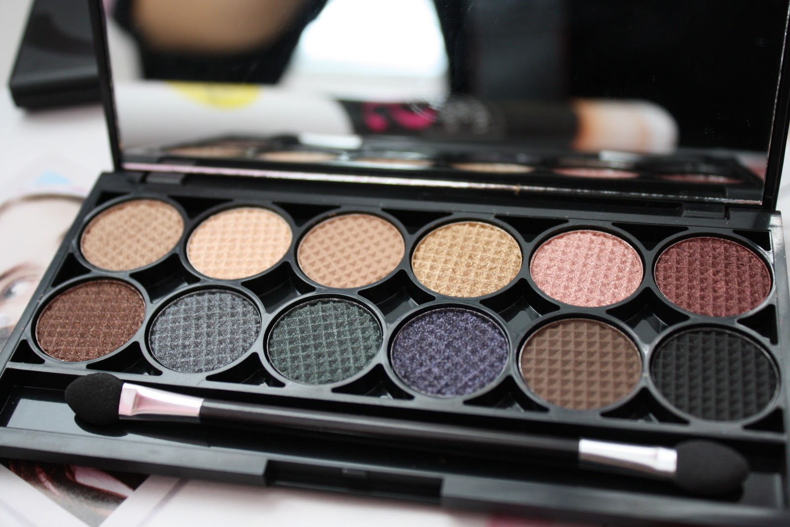 P.S. It's Vida: Some Sleek Stuff