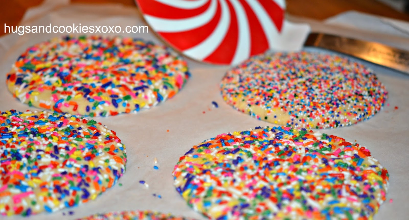 BETTER THAN A BAKERY - SPRINKLE COOKIES - Hugs and Cookies XOXO