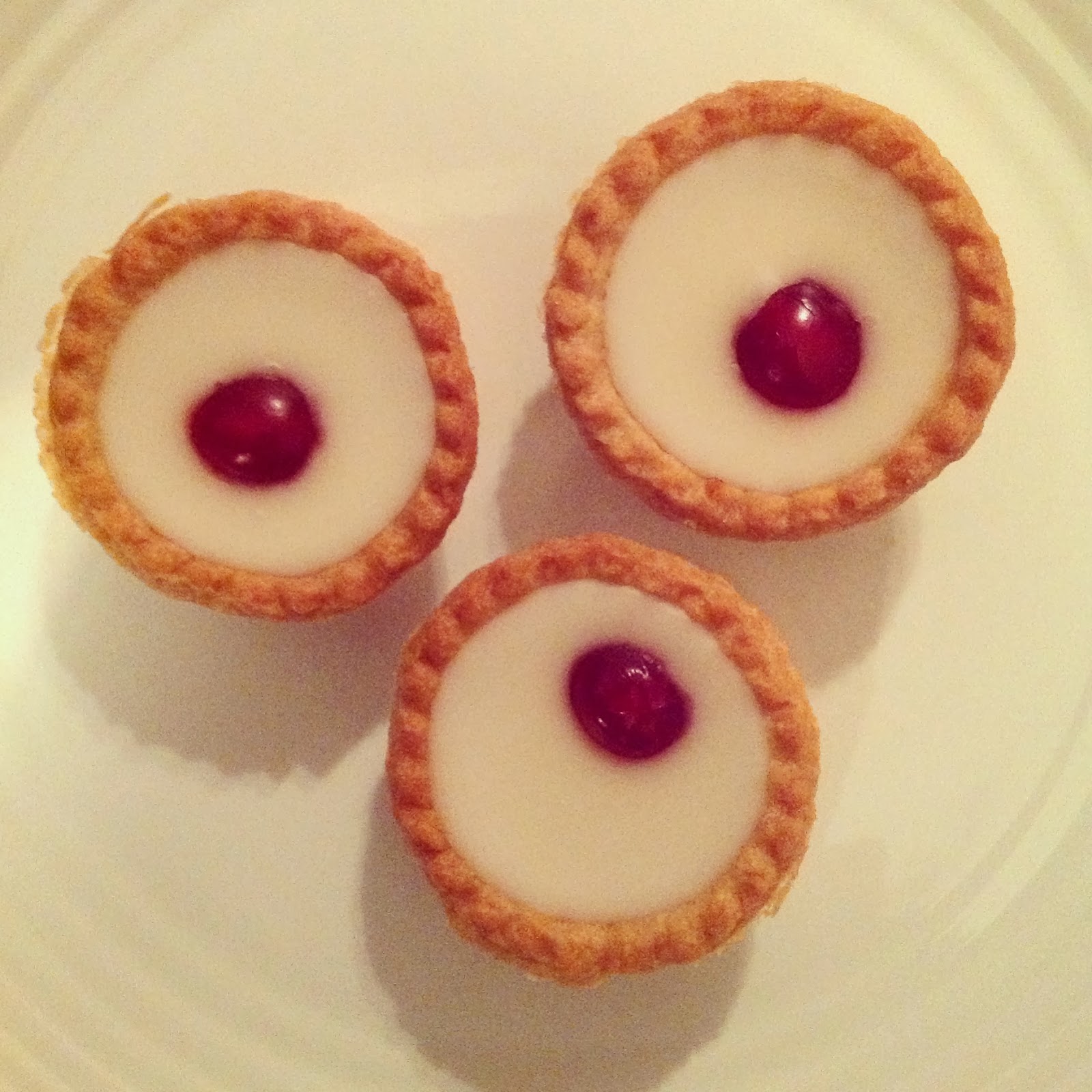 Sew Lah Tea Dough: A Taste of Britain: Cherry Bakewells for a British ...