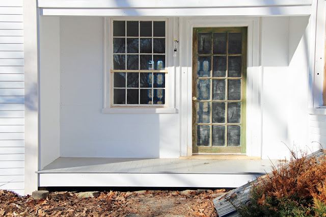 In the Fields : The Re-Making of a Side Entry