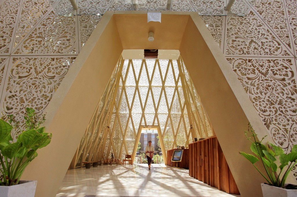 GRC HEXACON INDONESIA : Keindahan Hotel Ananta Legian Bali dengan ...