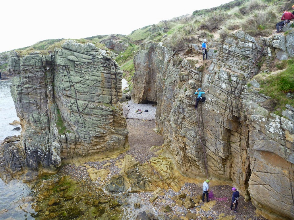 Alan Halewood: Cummingston climbers (MIA Assessment)