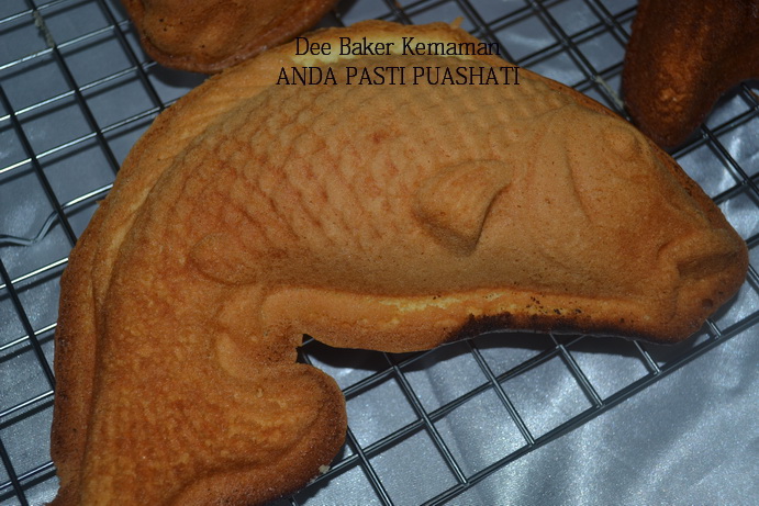 DEE BAKER KEMAMAN: bahulu ikan asli besar & sederhana