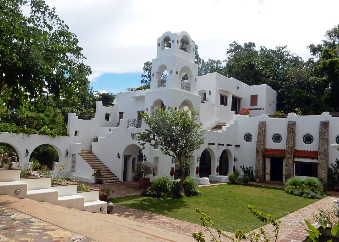 the viewing deck: Morning Visit to Pinto Art Museum