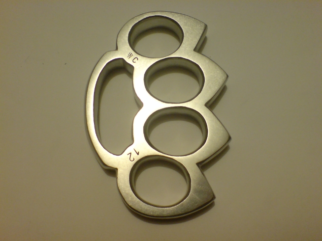 WeaponCollector's Knuckle Duster and Weapon Blog: Jagged Edge Striking ...