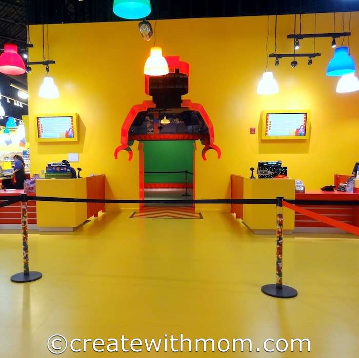 Create With Mom: Our Discovery at LEGOLAND