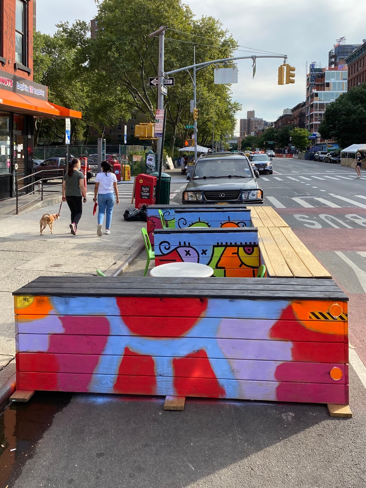 EV Grieve: Colorful new curbside seating for International Bar