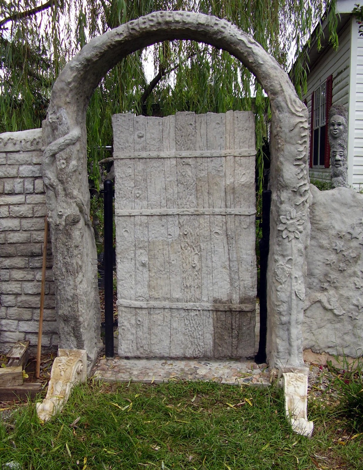 Vermiculite Concrete Gate 6