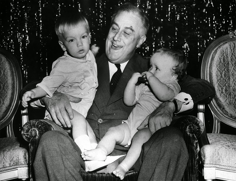 New Deal of the Day: Christmas