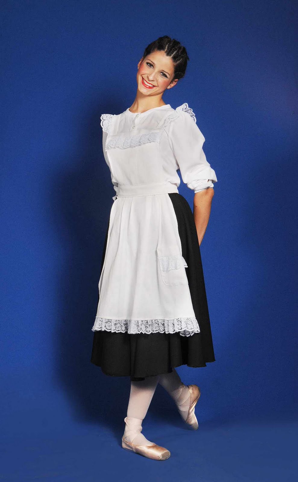 Jimena Rivas: Ballet "Peter Pan" Niñera Liza y Nana