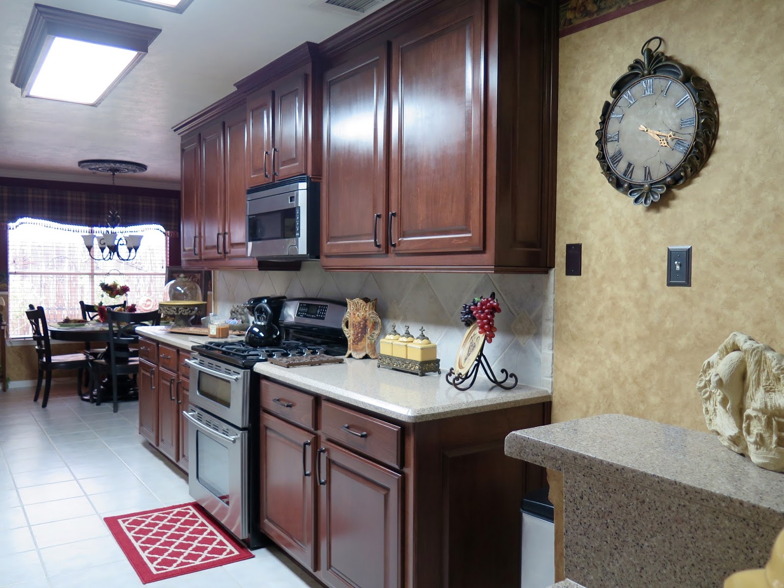 Life By The Pool. . .it's just BETTER!: Real Life Everyday Kitchens