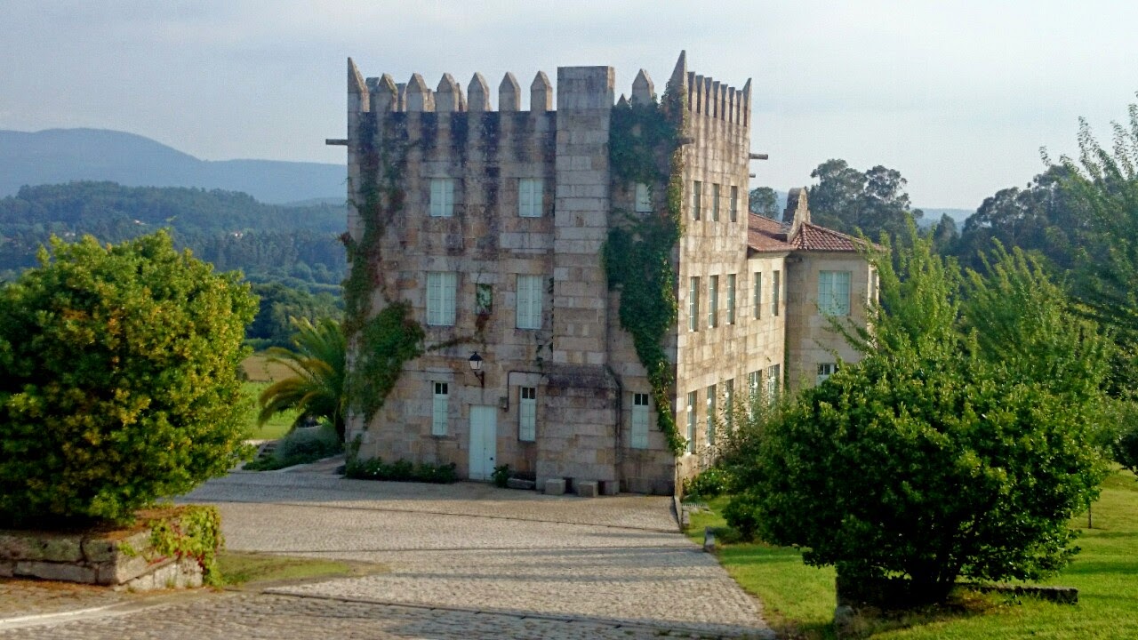 Vinos, Viandas, Viajes y demás Placeres: Pazo Baion, un excelente vino ...