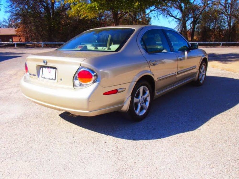 TDY Sales 817-243-9840 — Extra Clean Car - $4,995 2002 NISSAN MAXIMA GXE...