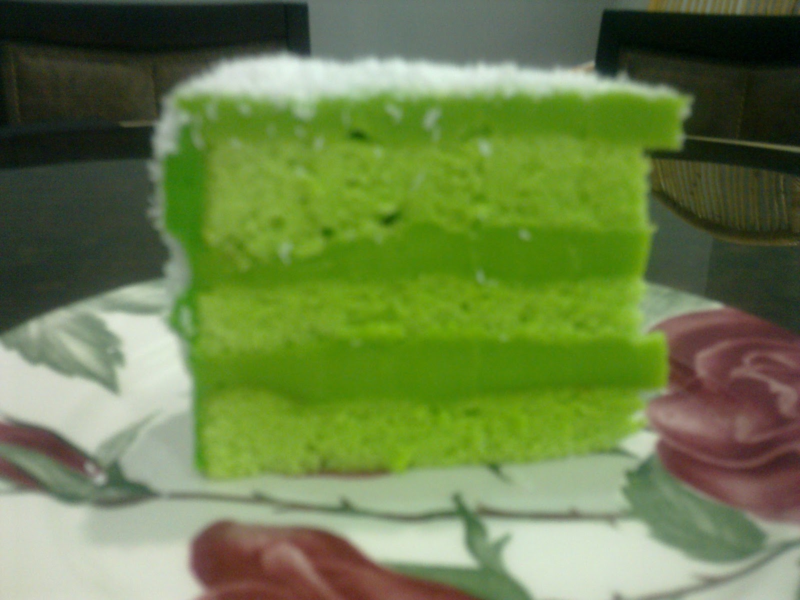 Pendang Lady: PANDAN LAYER CAKE