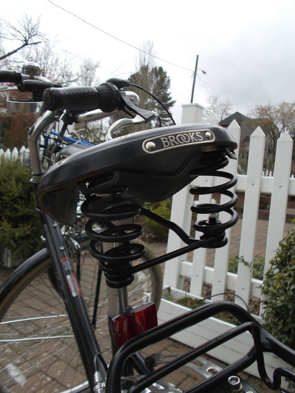 The Upright Cyclist: The Raleigh Classic Roadster – Nearly a Year On