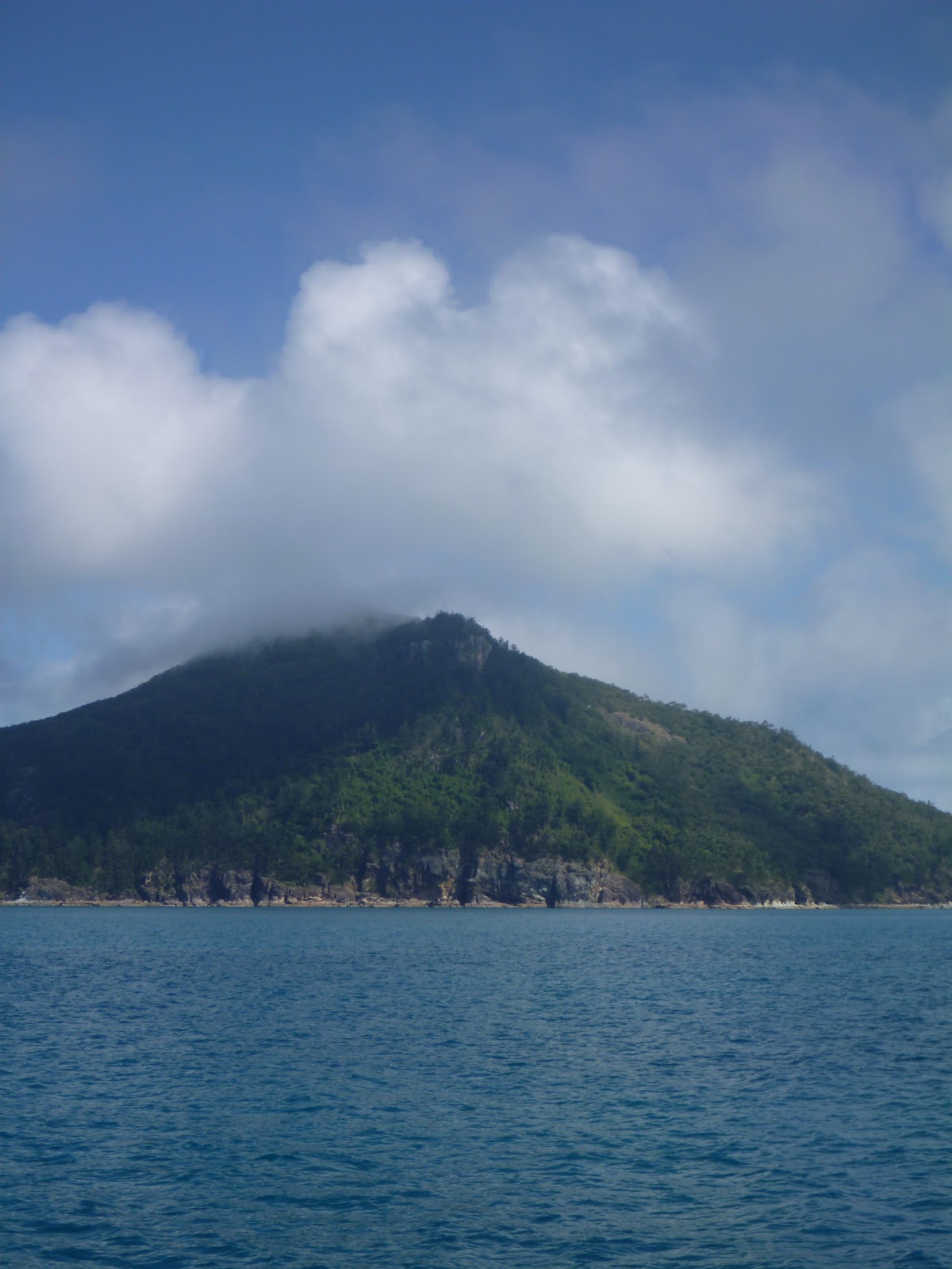 Lastwords Whitsunday Adventure: Segment 18: Scawfell Island to ...