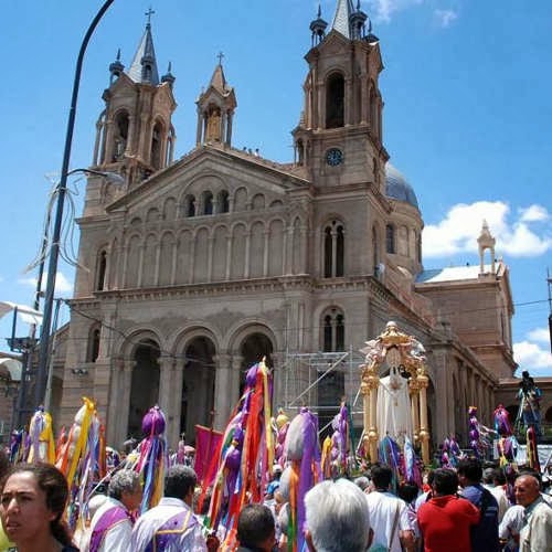 La Rioja vive su tradición religiosa con el Tinkunaco