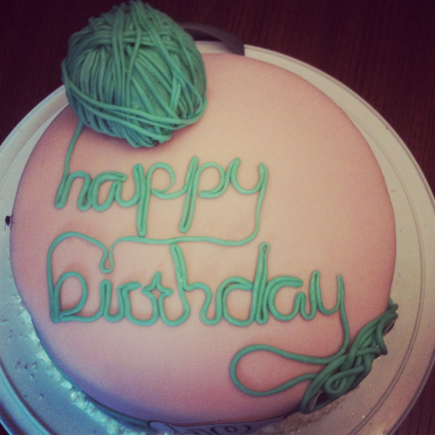 The Frazzled Crafter: Knitting/Grumpy Cat Birthday Cake