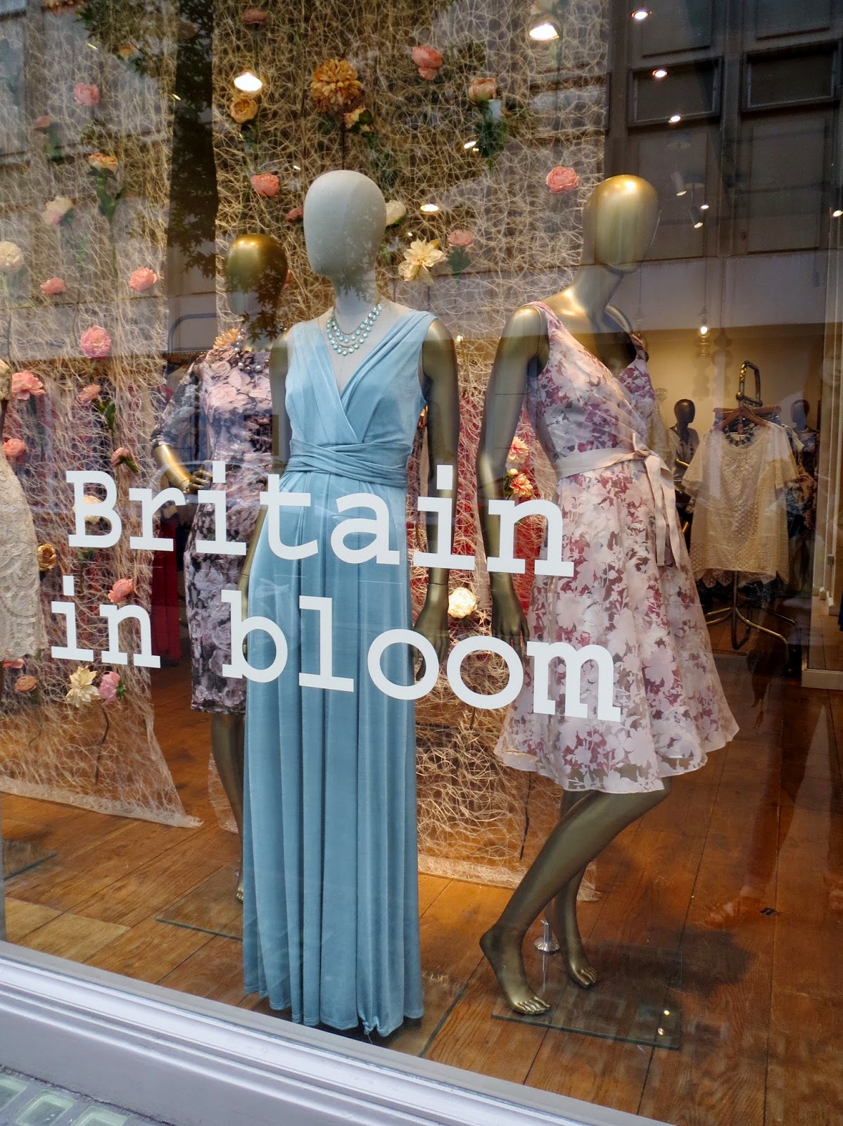 RetailStoreWindows.com: Phase 8, London