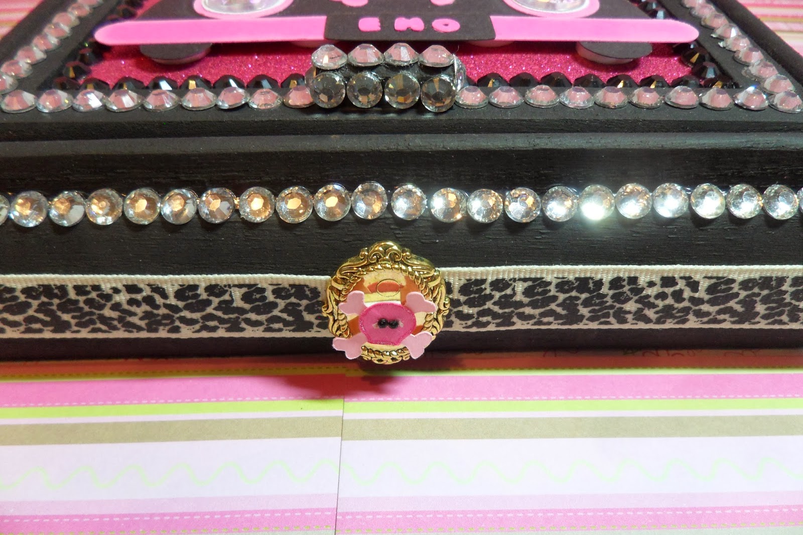 jenny: Blinged Up Emo Jewelry Box
