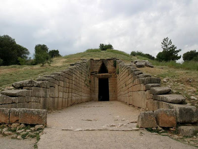 ΙΣΤΟΡΙΑ ΕΛΛΗΝΙΚΗ ΚΑΙ ΠΑΓΚΟΣΜΙΑ : ΟΙ ΘΟΛΩΤΟΙ ΤΑΦΟΙ ΣΤΗΝ ΑΡΧΑΙΑ ΕΛΛΑΔΑ