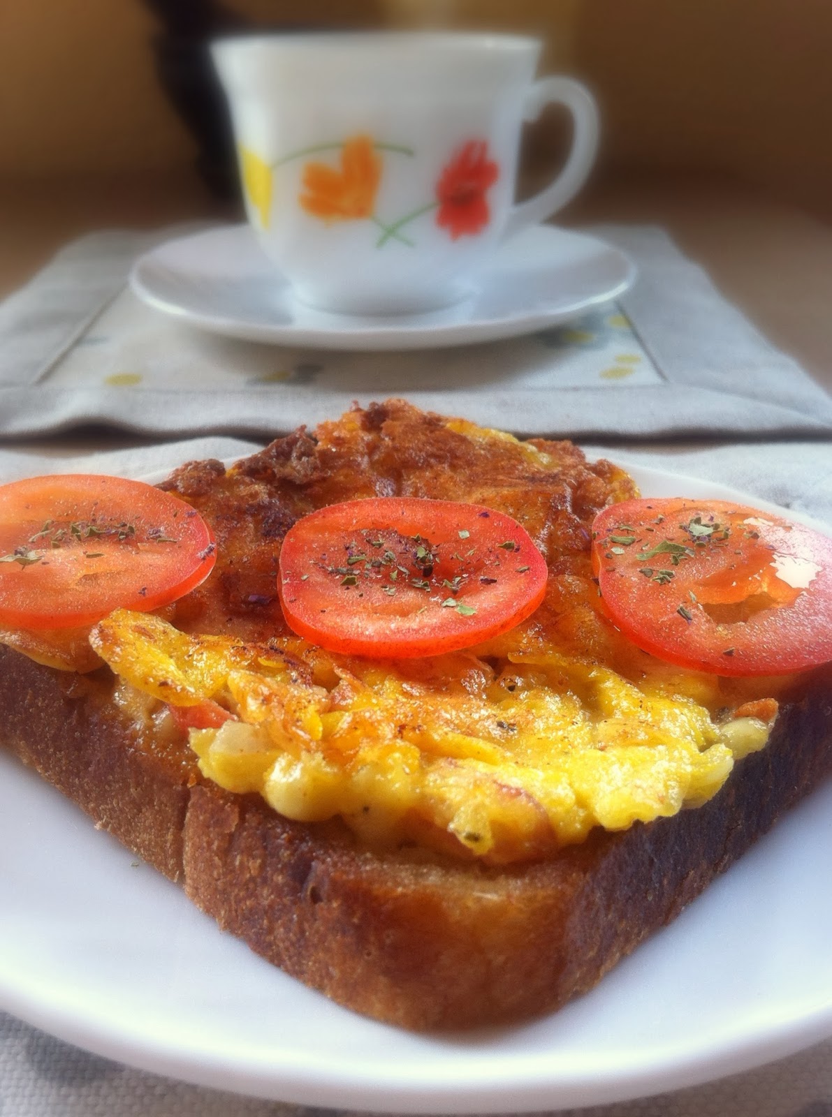 NORIU VALGYTI: Karštas sumuštinis keptuvėje