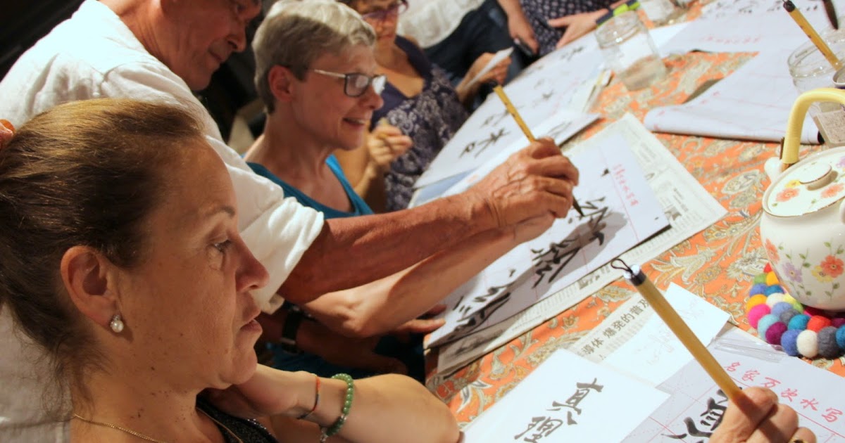 Guesthouse KYOTO COMPASS: Join our Calligraphy Class!