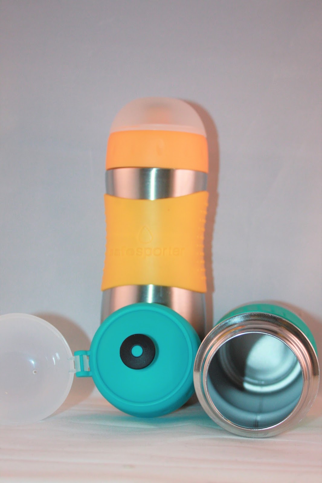 Crazy Life as Mom: Kid Basix stainless steel safe snacker and safe sporter