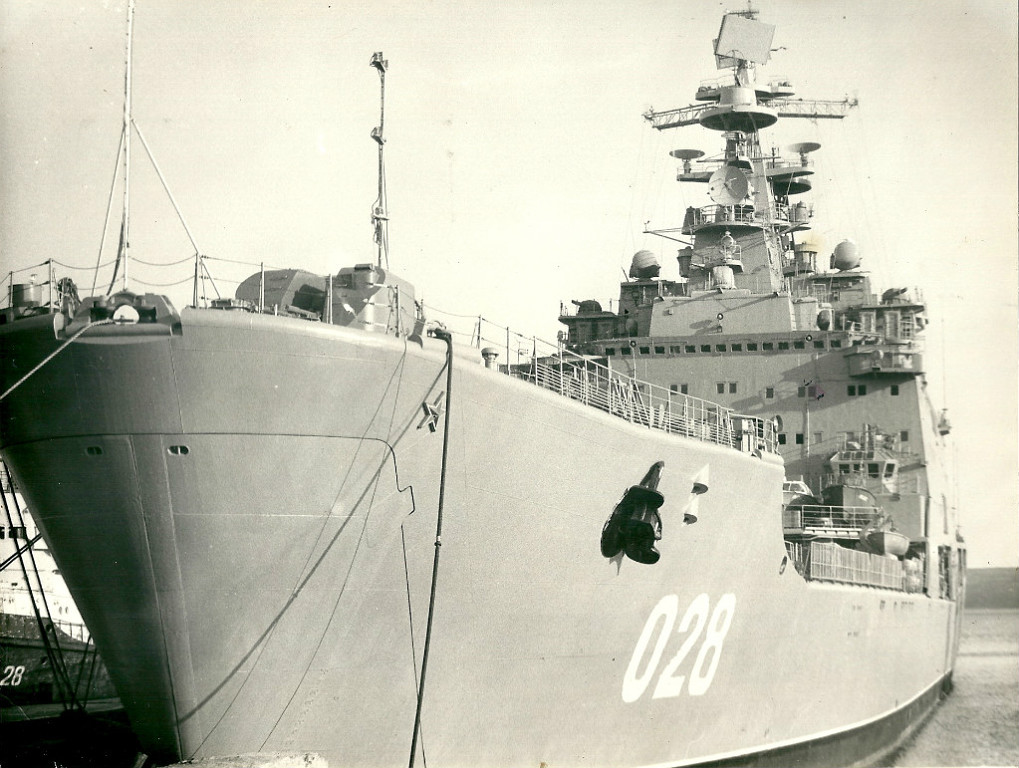 Naval Analyses: WARSHIPS OF THE PAST: Ivan Rogov class large landing ...