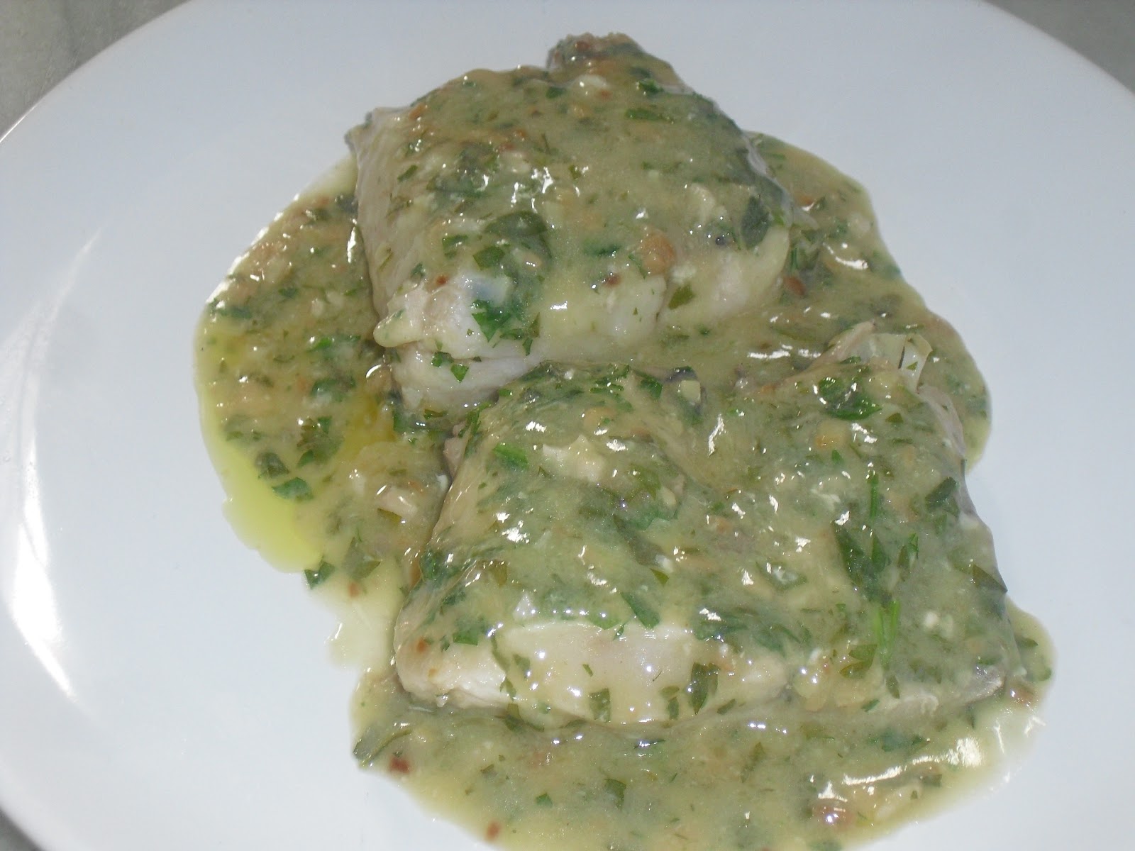 Supremas de merluza en salsa verde