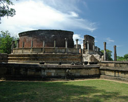 Monuments for the author of Mahavansa & the King Elara | Sri Lanka Guardian